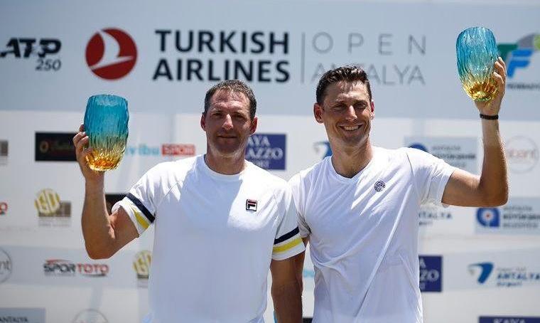 Jonathan Erlich ve Artem Sitak ikilisi şampiyonluğu aldı